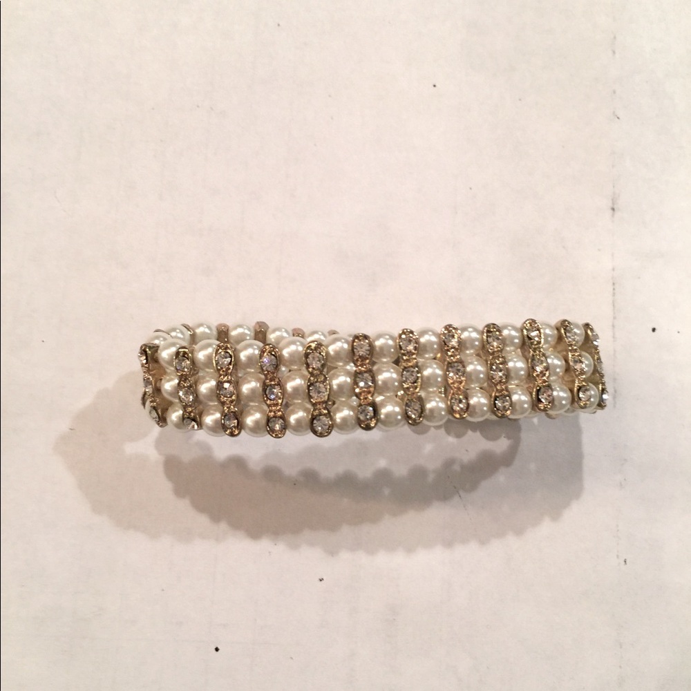 Pearl And Rhinestone 3 Strand Stretch Bracelet - Gem